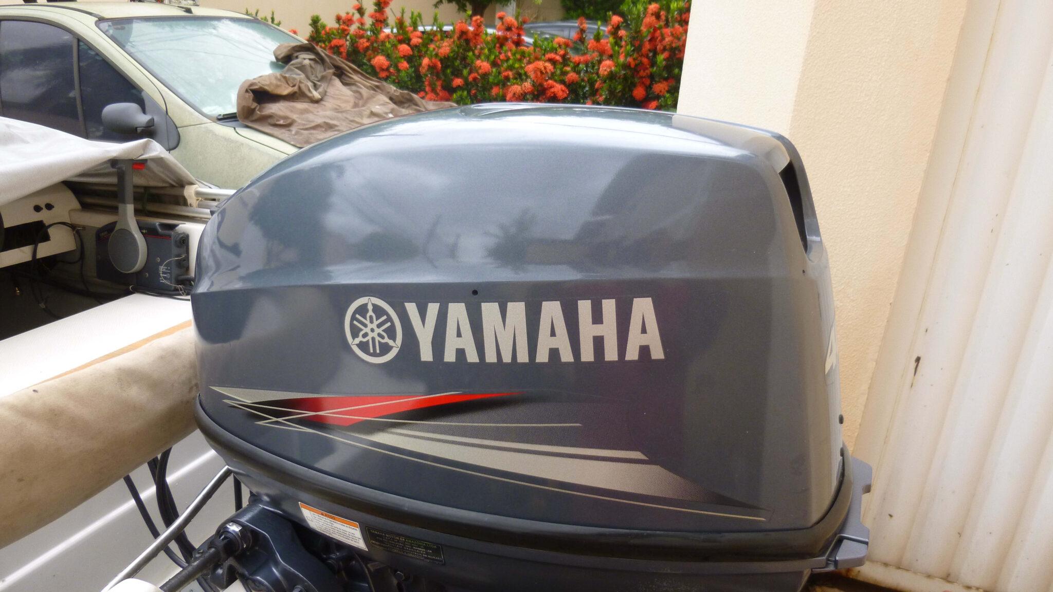 Lancha fibra Dumar Mod.499 (2015) / motor Yamaha 40 XWS (2013) – Web Barcos