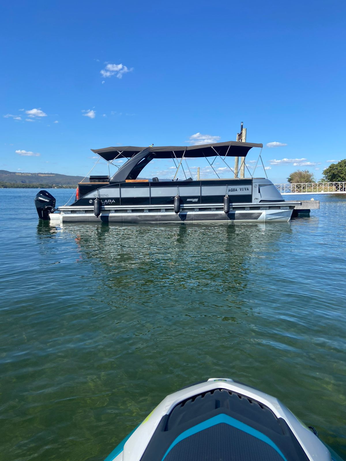 Barco Pontoon Solara ano 2022 Novíssimo – Web Barcos